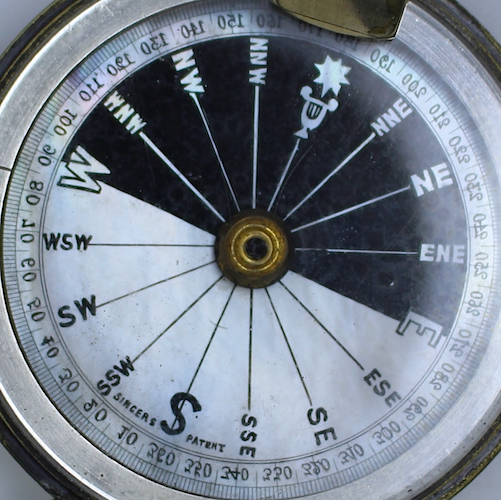 The Boreal Arrow for Antique Marching Compasses